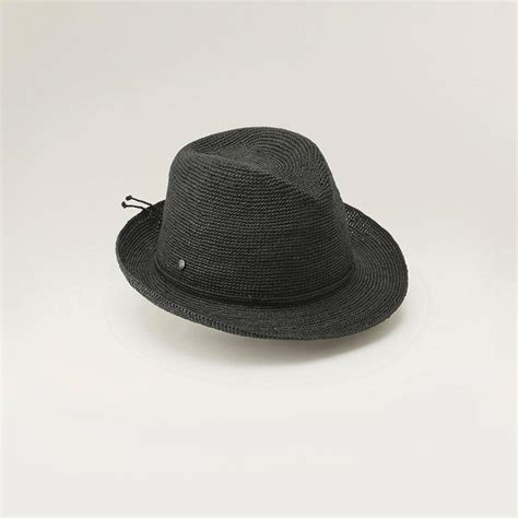 Men Abaka Raffia Fedora Hat In Charcoal Helen Kaminski Iconic