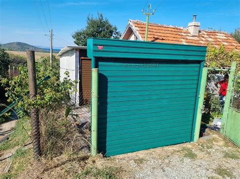 Ролетни гаражни врати и охранителни ролетки Врати дограма щори тенти Бургас Перфект