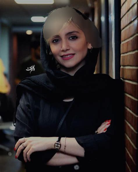 نازنین بیاتی از سر تا پا مشکی پوشید تا رنگ موهایش را بیشتر به رخ بکشد