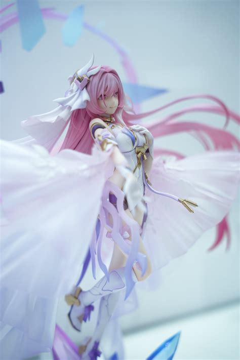 Double Elysia R Elysia