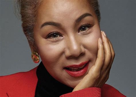 10 Hot Sexy Insooni Bikini Pics