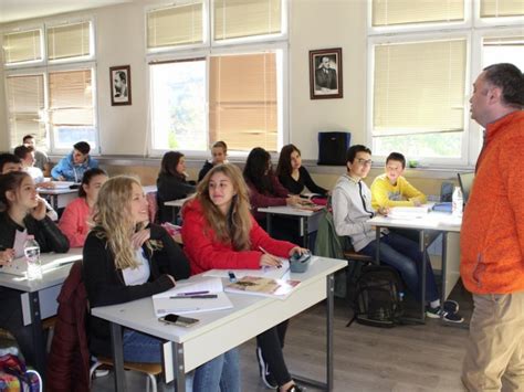 Втора английска езикова гимназия Томас Джеферсън Град София Галерия