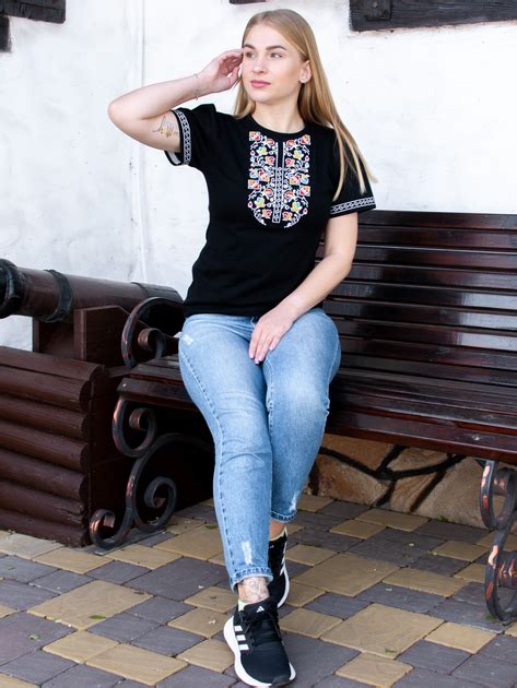 Футболка вишиванка жіноча з вишивкою орнаментом M Чорний Брендовий