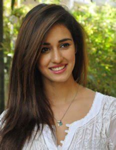 Disha Patani Age Height Boyfriend Family Biography More