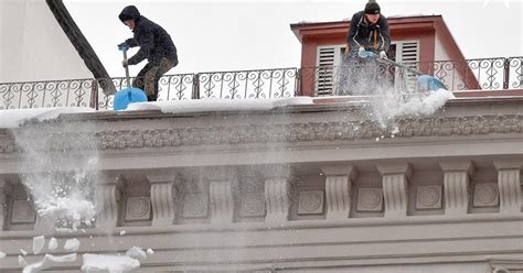 «От вашей работы зависит удобство и комфорт каждого белоруса Лукашенко поздравил работников