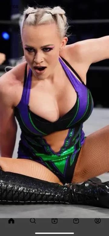 Penelope Spread Wide Open Scrolller