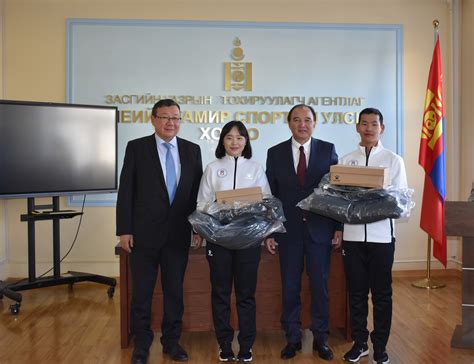 Оюутны өвлийн универсиадад оролцох баг тамирчдыг үдлээ News Mn