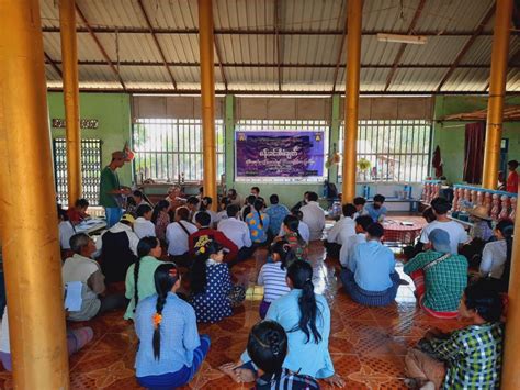 ဝါးခယ်မမြို့နယ်‌တွင်ပန်းခင်းစီမံချက်ဖြင့် ထိတန်ကျေးရွာအုပ်စုရှိပြည်သူ ၁၁၈ ဦးအား နိုင်ငံသား