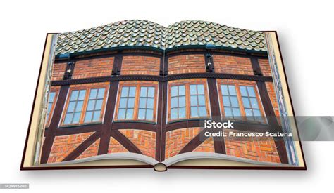 나무 구조와 붉은 벽돌 전형적인 주택 3d 렌더링 흰색 절연 열린된 사진도 서의 컨셉 이미지난이 3d 렌더링에 사용 된 이미지의 저작권 소유자 Publicity Event에