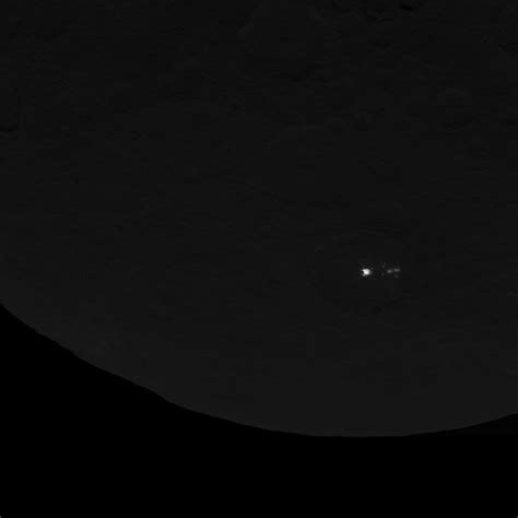 Dawn Captures Rare Image Of Ceres Bright Spots At Dusk Scinews