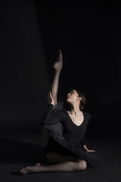 Qingqing Black Silk Stockings Hd Wallpaper Wallpaperbetter