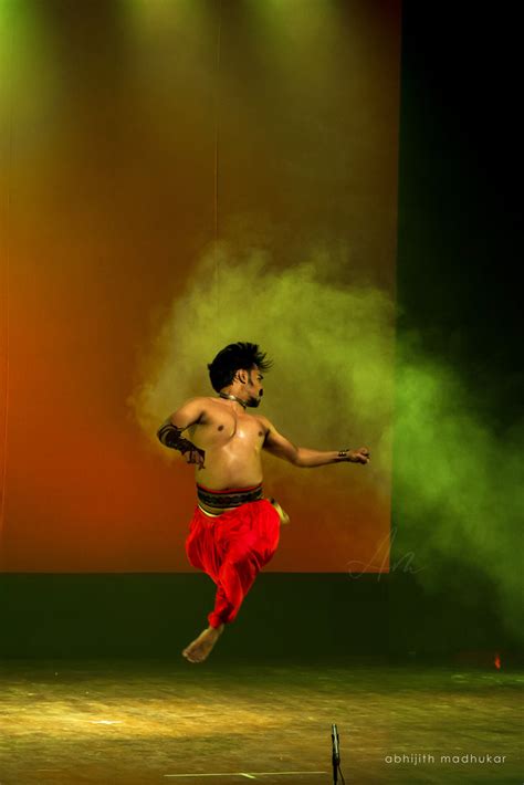 Contemporary Dance By Tejesh Kumar Ariya Sacca A Stunnin Flickr