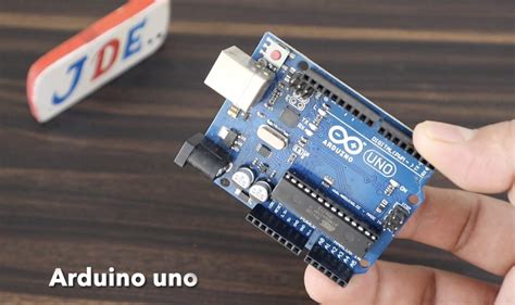 Automatic Grass Cutting Machine Using Arduino
