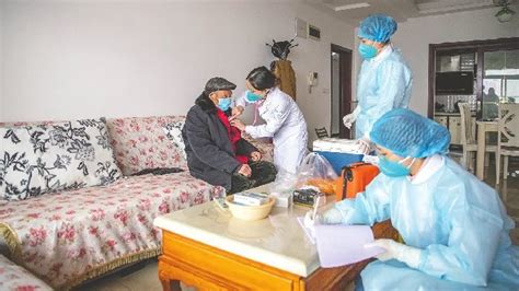 个人如何选用中医药对症治疗新冠专家使用中成药过程中不宜盲目添加西药 凤凰网
