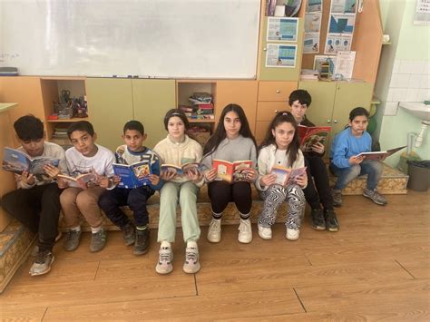 Ученици от ОУ Христо Ботев Алфатар отбелязаха Световния ден на книгата с вдъхновение и