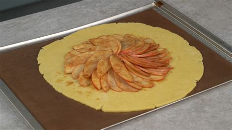 베이킹 도구 없이 쉽게 만드는 디저트파이 애플갈레트