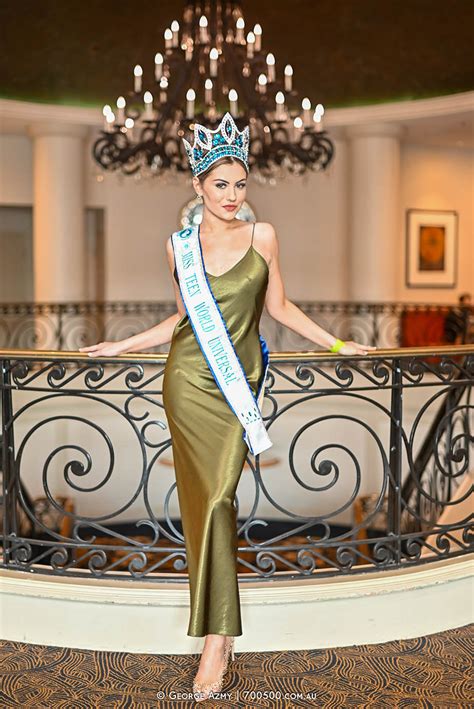 In Pictures All The Glitz And Glam Of The Australian Golden Sash