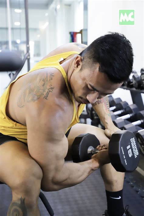 သိန်း ၄၀၀ ကုန်ကျခံပြီး ဖိလစ်ပိုင်နိုင်ငံမှာ ပြိုင်ပွဲဝင်နေတဲ့ မင်းခန့်