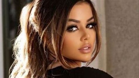 Stasyq Fashion Models Hd Music Video The Offspring Gotta Get Away