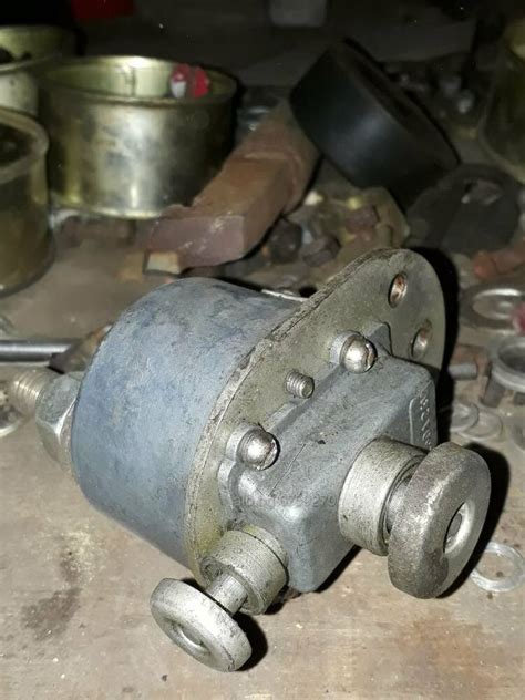 Гуми Тармък части за трактори Резервни части Трактори механизация инвентар Бяла Гу