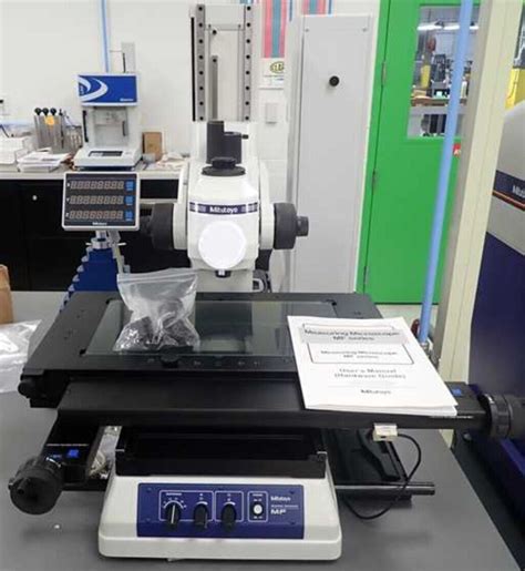 Mitutoyo Mf 176 870 10 Toolmakers Measuring Video Microscope 3 Axis Readout Bullseye Calibration