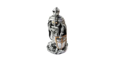 Statueta Cavaler Cruciat Cu Spada Si Scut Mm1021 Okazii Ro