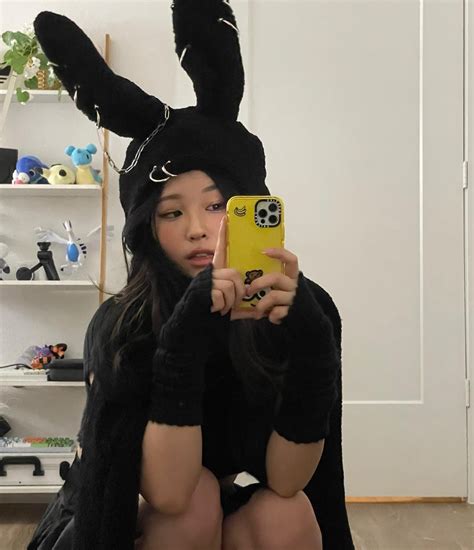 Hyoon 🐰 Rofflinetvgirls