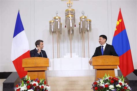 Ерөнхийлөгч У Хүрэлсүх Франц улсад төрийн айлчлал хийхээр мордлоо