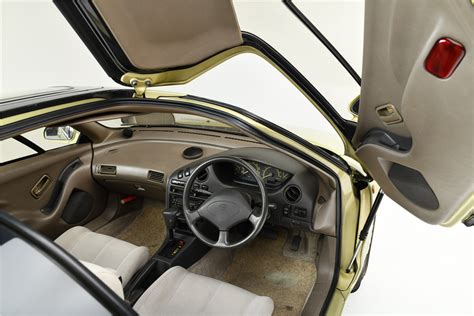 If Youre Bidding In Barrett Jacksons Scottsdale Auction This 1990