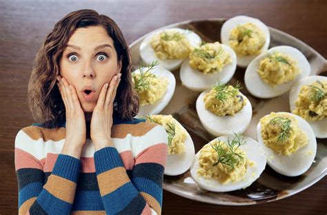 The Best Deviled Eggs Recipe For Your Thanksgiving Dinner