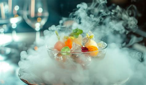 9 Surprising Ways Restaurants Use Dry Ice And Liquid Nitrogen Ice Dry Ice