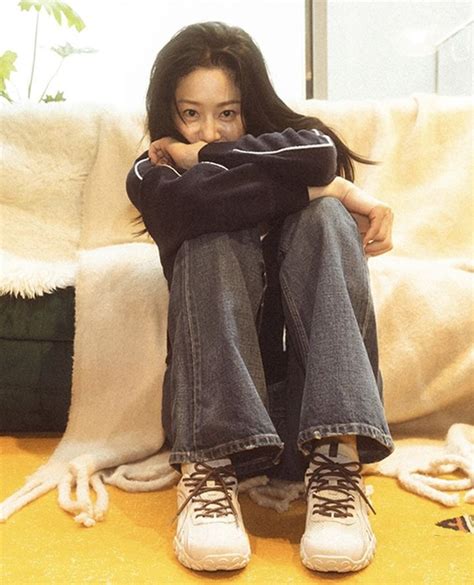 인`스타`그램 세상 53세 고현정 여대생 미모…극강의 청순미[★핫픽] Zum 뉴스