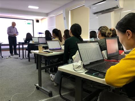Пр Жефф Саутын дата сэтгүүл зүйн сургалт амжилттай үргэлжилж байна