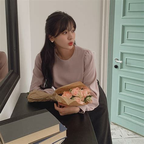 어나더트위 누적판매 2천장 하객룩 제작 Tbs0006 로이트 퍼프 블라우스간절기ver라운드넥퍼프소매퍼프블라우스하객룩