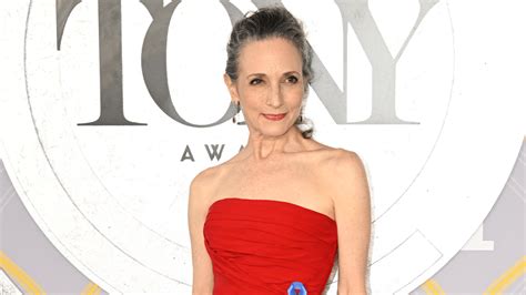 Frasier Sequel Series Bebe Neuwirth To Return As Dr Lilith Sternin