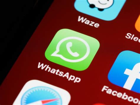 Whatsapp持续提示一小时以后再试的解决办法