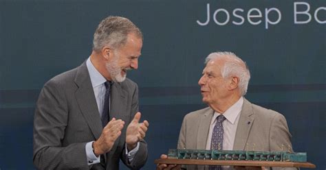 VÍdeo Felipe Vi Entrega El Xviii Premio Europeo Carlos V A Josep