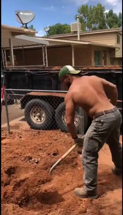 Short The New Gardener Knows What He Is Doing Thisvid Com