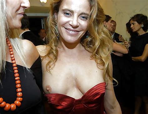 Knospe Fugg Präsentiert Den Nip Slip Porno Bilder Sex Fotos Xxx