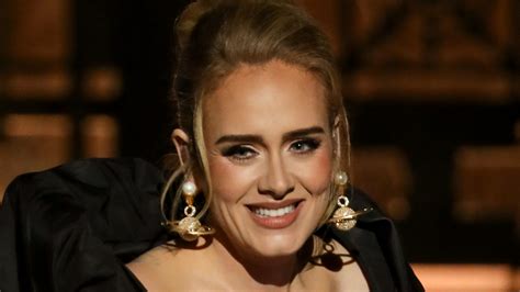 Popstar Adele Kündigt Auf Insta Großes An