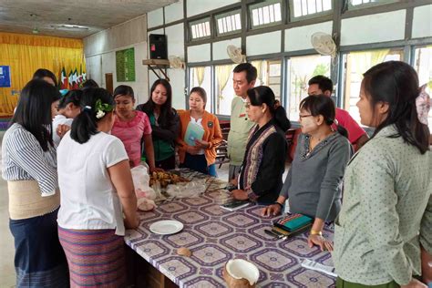 ပုလဲမြို့၌ မုန့်မျိုးစုံပြုလုပ်နည်းနှင့်ပန်းအလှဆင်သင်တန်းဖွင့်ပွဲကျင်းပ