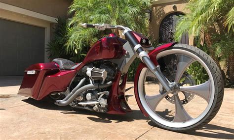 Custom Harley Davidson Bikes