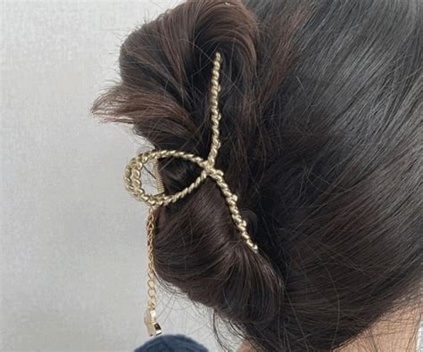 골드 메탈 꼬임 민자 자개 나비 드롭 헤어 집게핀 에이블리