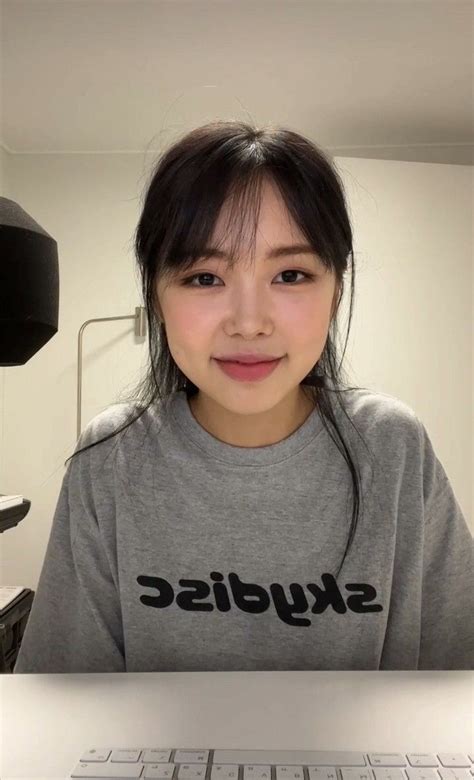 Pin Oleh Bibim Di 옷 스타일