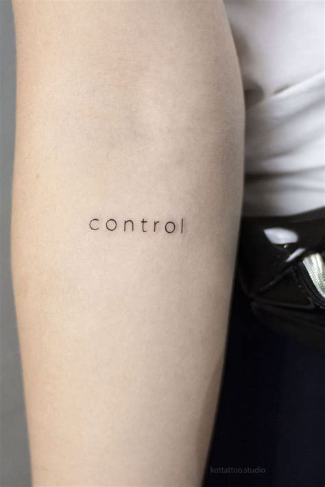 Тату надписи Тату надписи для девушек 100 татуировок и эскизов на нашем сайте заходи Mini