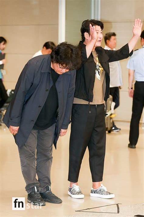 포토 봉준호 송강호 축하 감사드립니다 헉스
