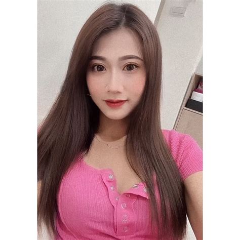 幼教跟幼保不同 護理師跟護士不同 不知道有沒有人跟我一樣很在意那個字的差別 每次有人問我是不是幼保系我都糾正說幼教系😅