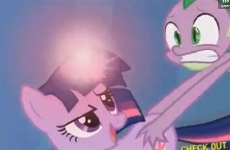 Twilight Sparkle Flank