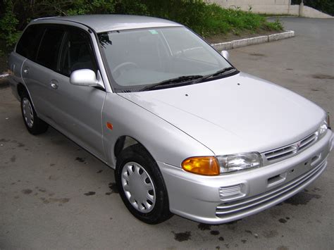 2000 Mitsubishi Libero specs, Engine size 1800cm3, Fuel type Gasoline ...