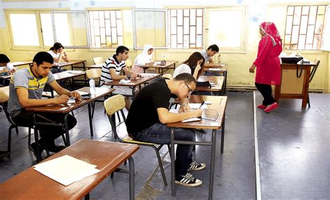 Lalgérie Réserve 2000 Logements Lpp à Sa Diaspora